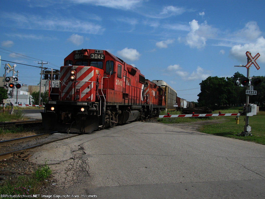 CP 3042 at Woodstock